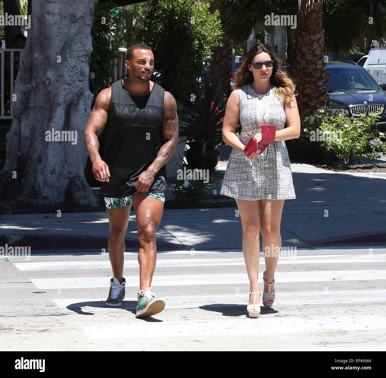 Kelly Brook and boyfriend David McIntosh go shopping in Los Angeles ...
