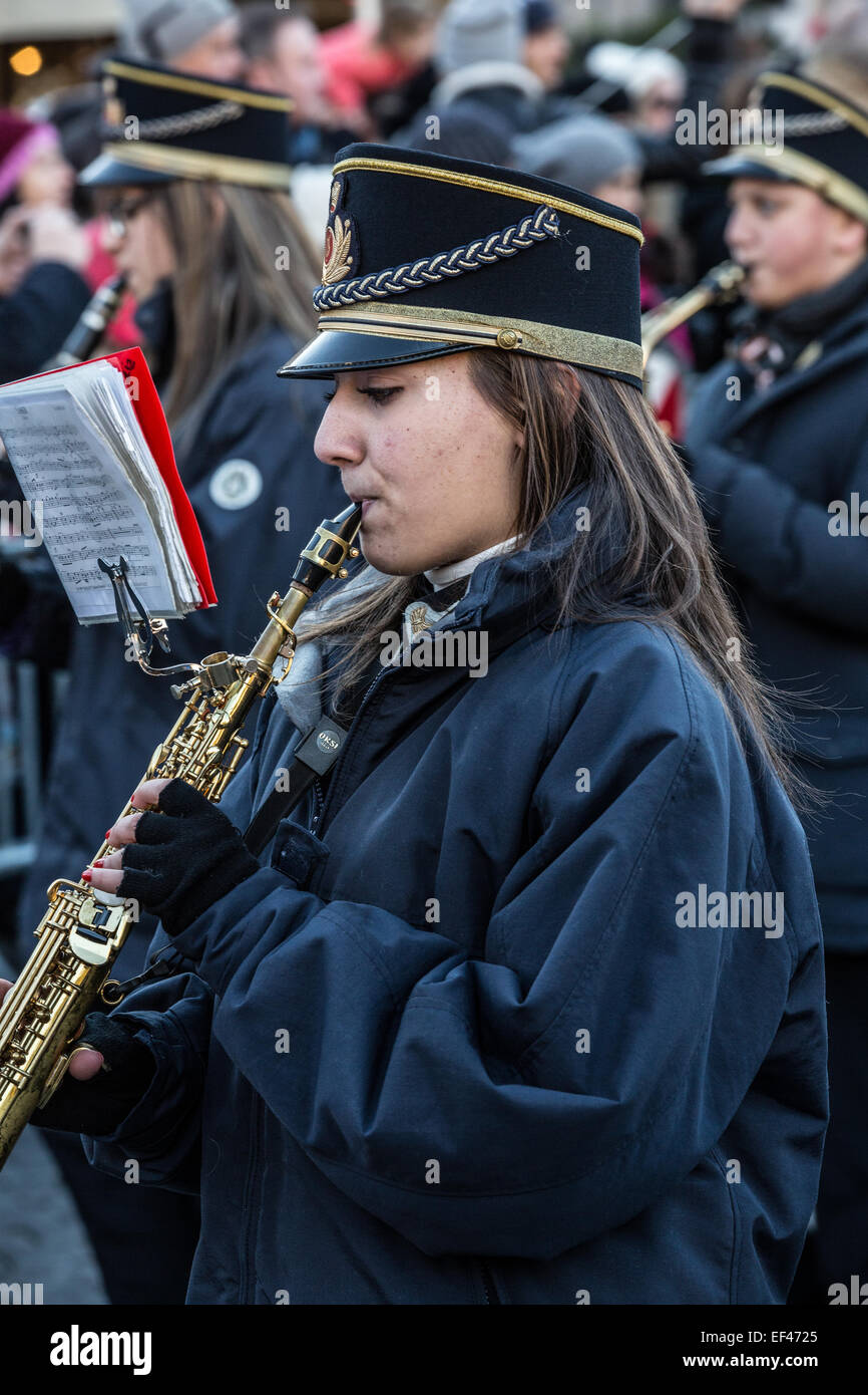 College majorettes hi-res stock photography and images - Alamy