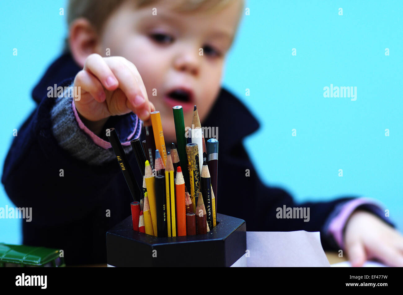 Grasping a pen hi-res stock photography and images - Alamy