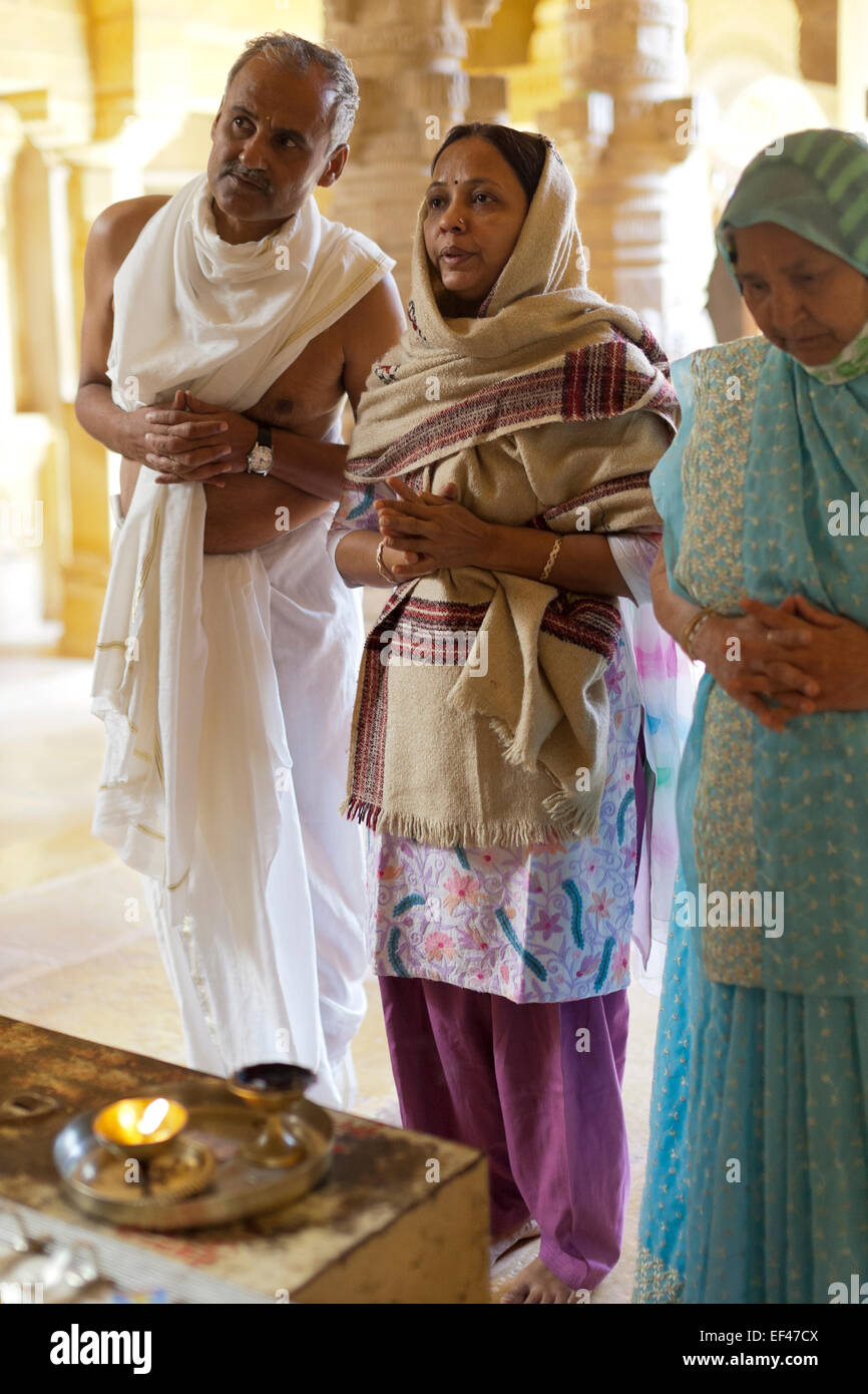 Jainism People Praying