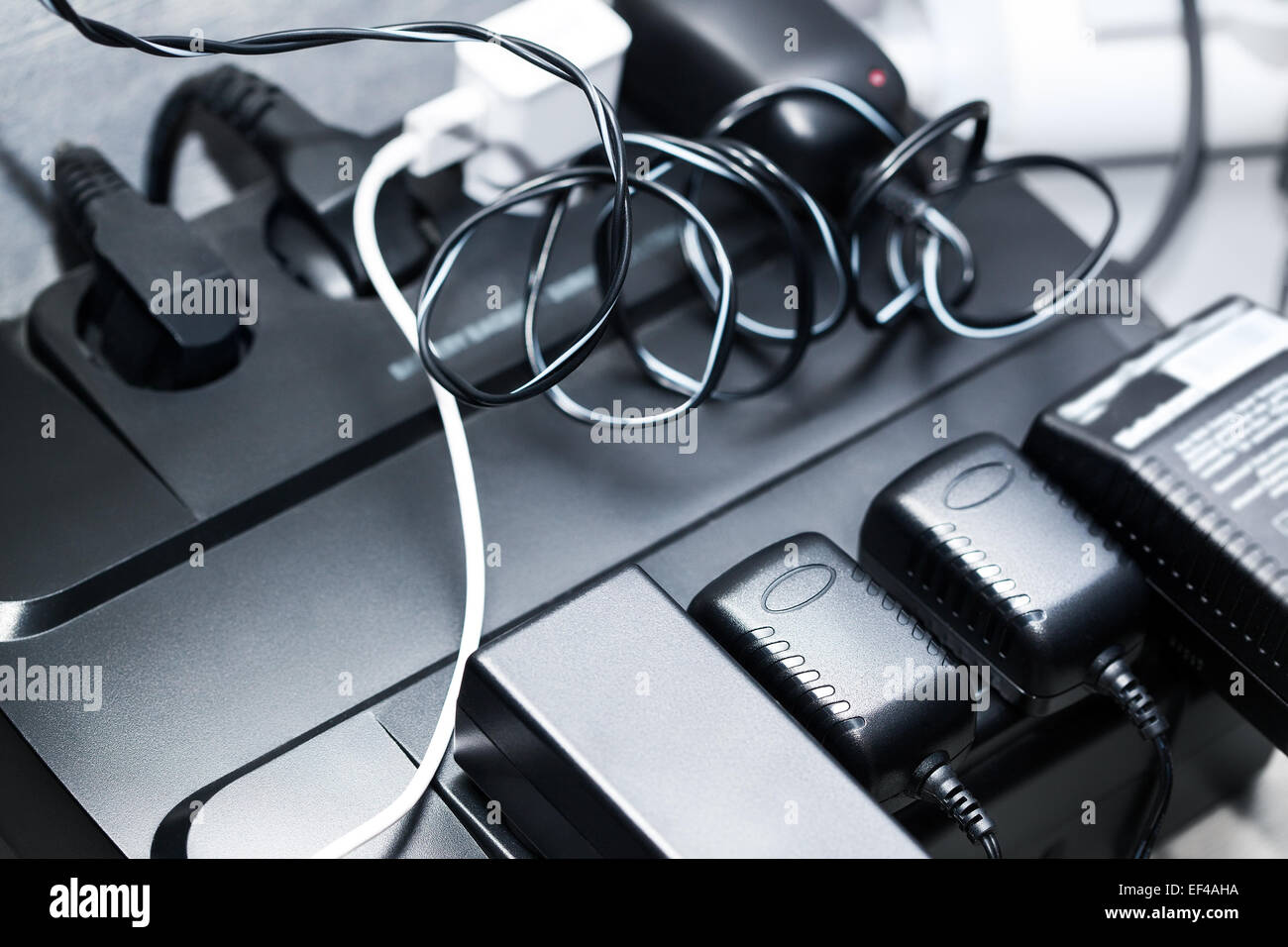 Modern devices hi-res stock photography and images - Alamy