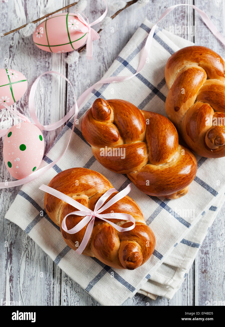 Celebration buns hi-res stock photography and images - Alamy