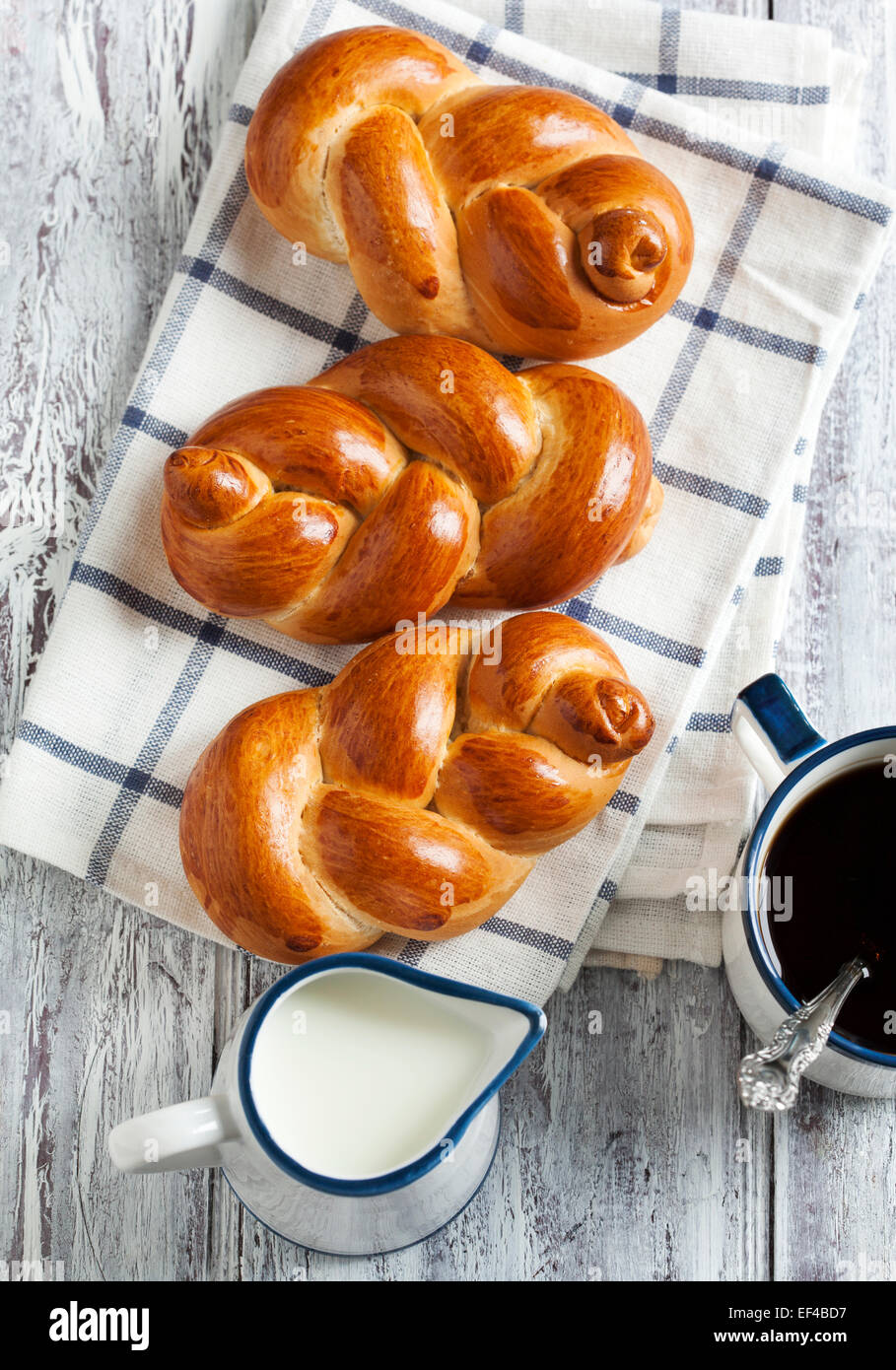 Colorful buns hi-res stock photography and images - Alamy