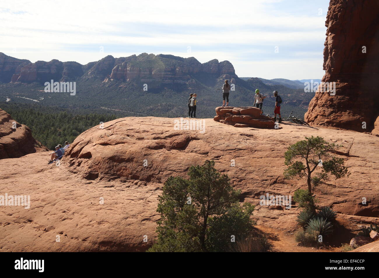 hiking the broken arrow trail in sedona, arizona photo by jen lombardo ...