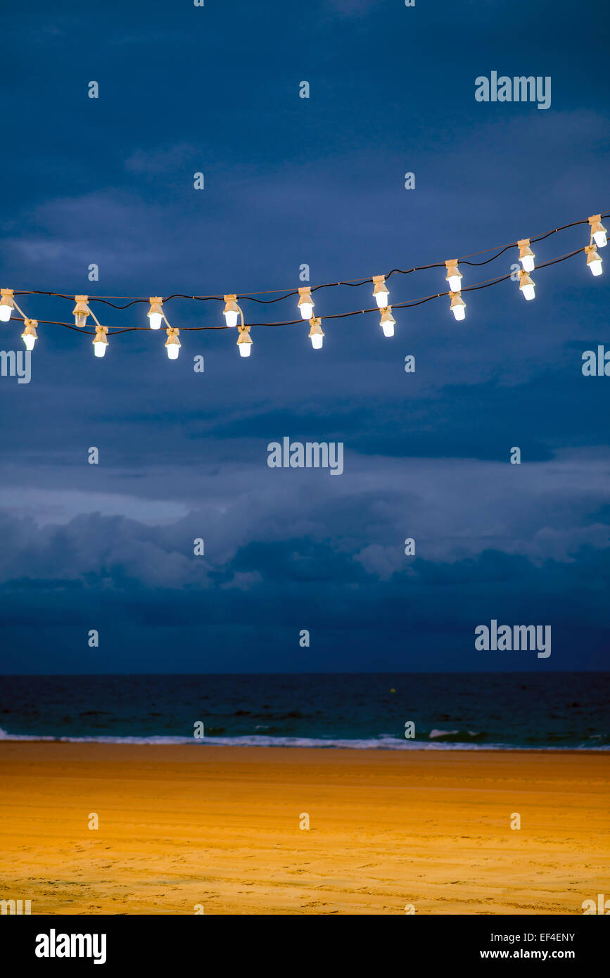 Beach lighting hi-res stock photography and images - Alamy