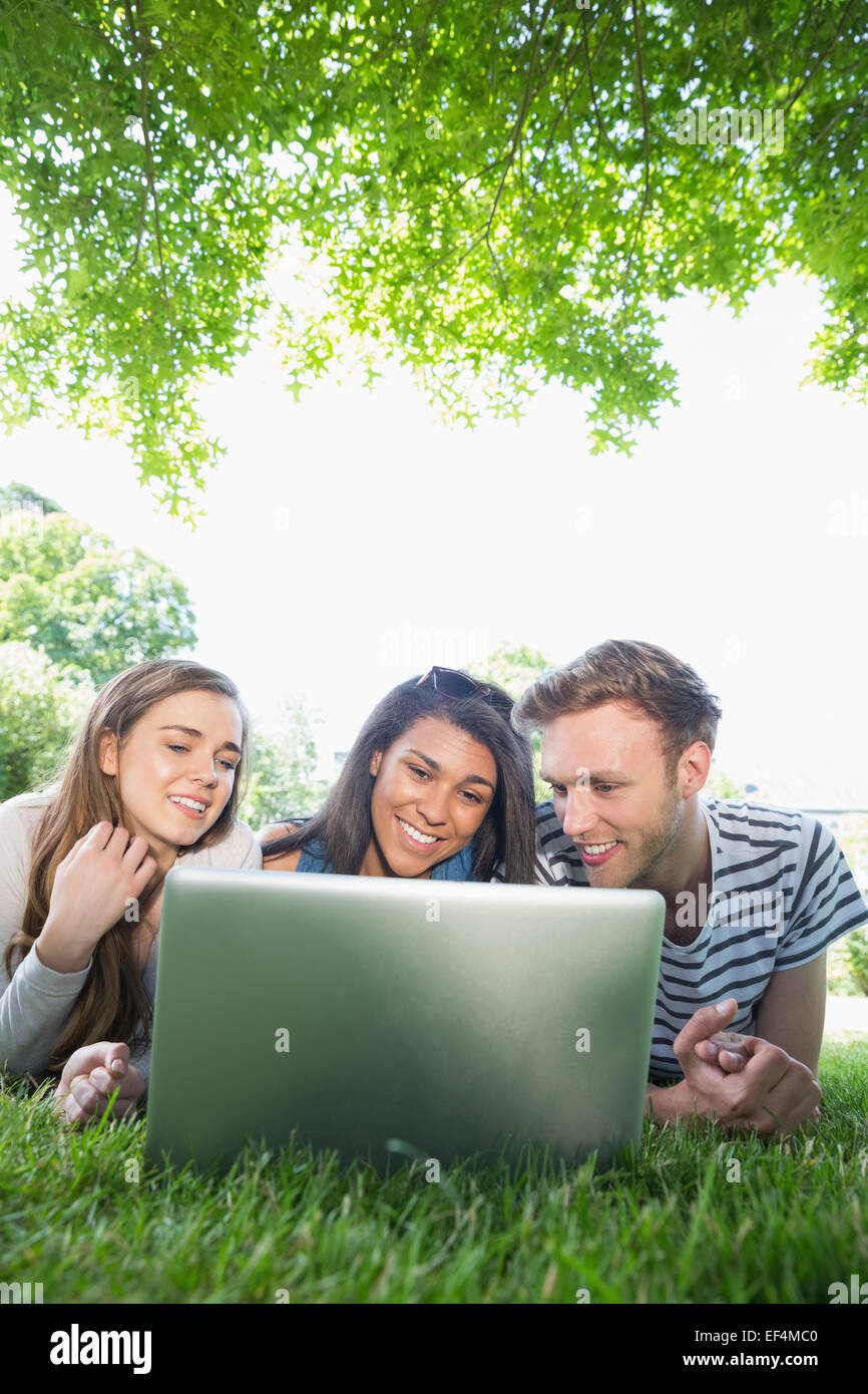 Student students using hi-res stock photography and images - Alamy