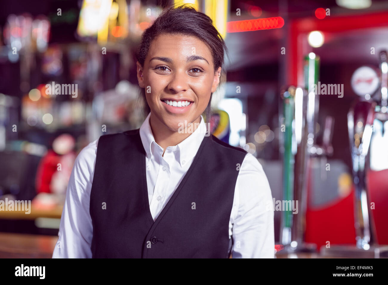 Pretty barmaid hi-res stock photography and images - Alamy