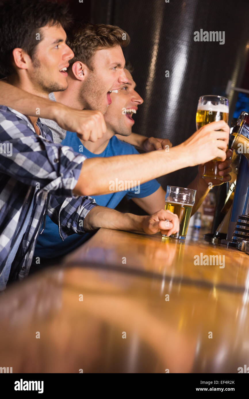 Catching up with friends hi-res stock photography and images - Alamy