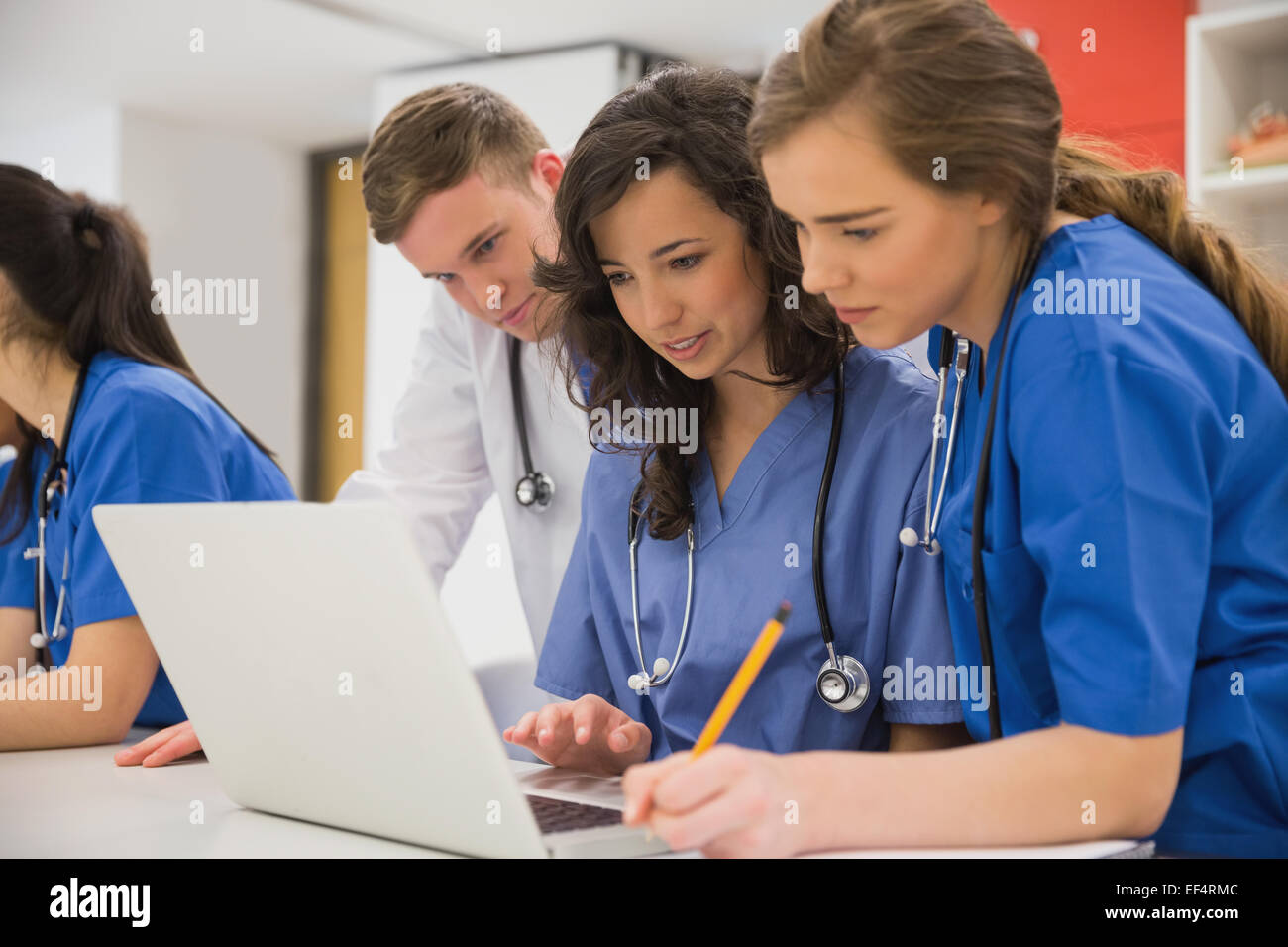 Medical students hi-res stock photography and images - Alamy