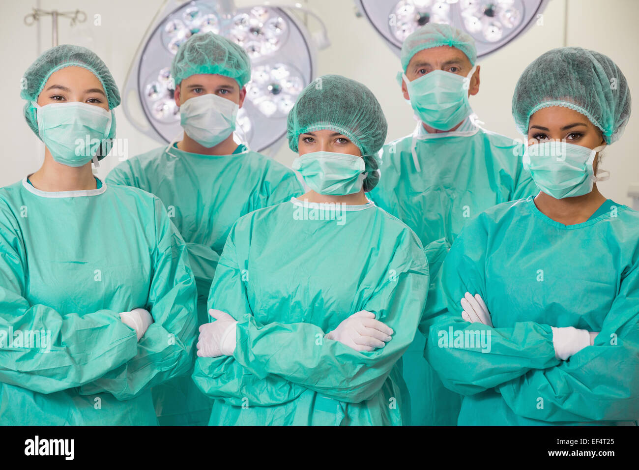 Operating theater hi-res stock photography and images - Alamy