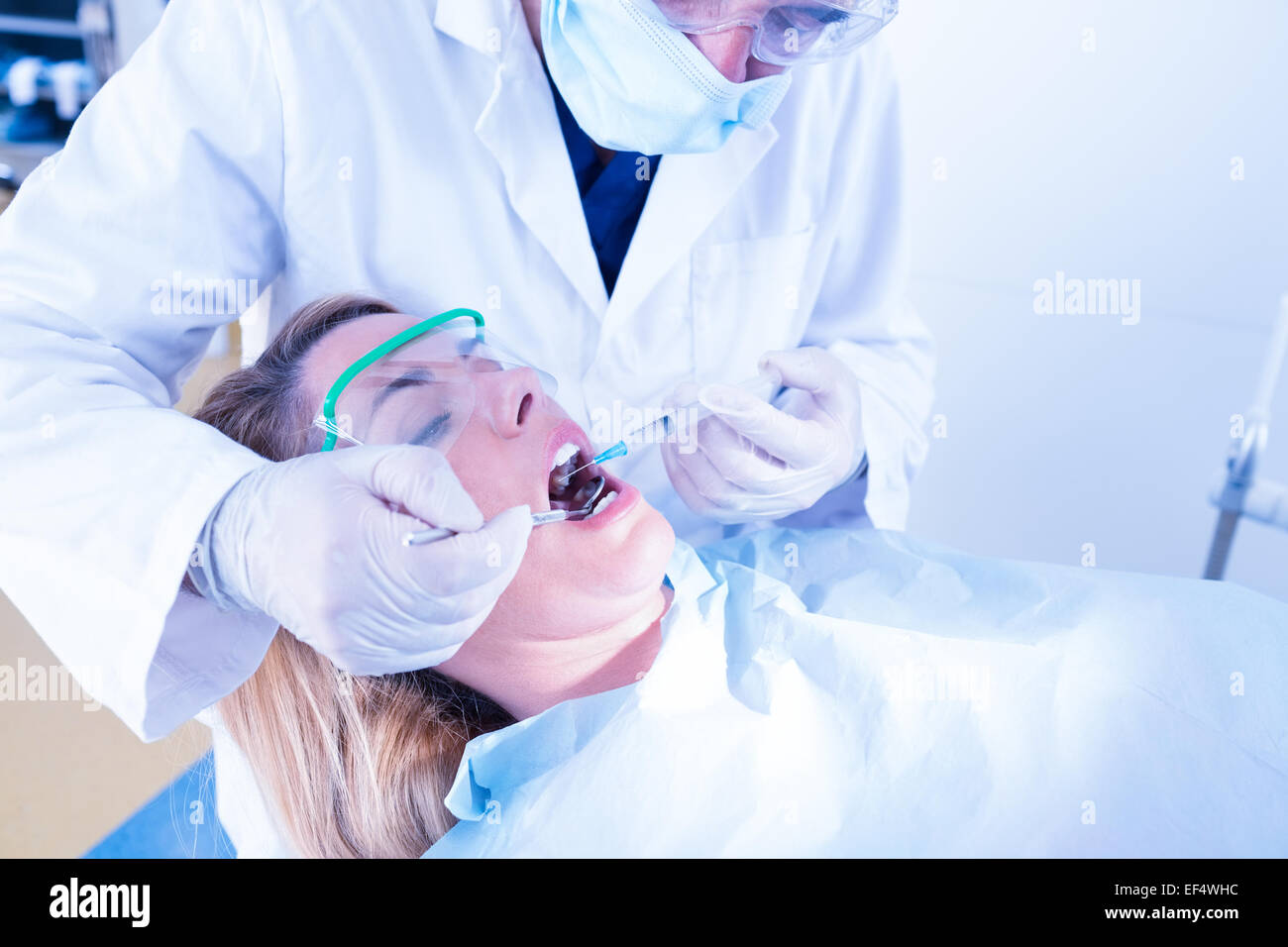 Dental injection hi-res stock photography and images - Alamy