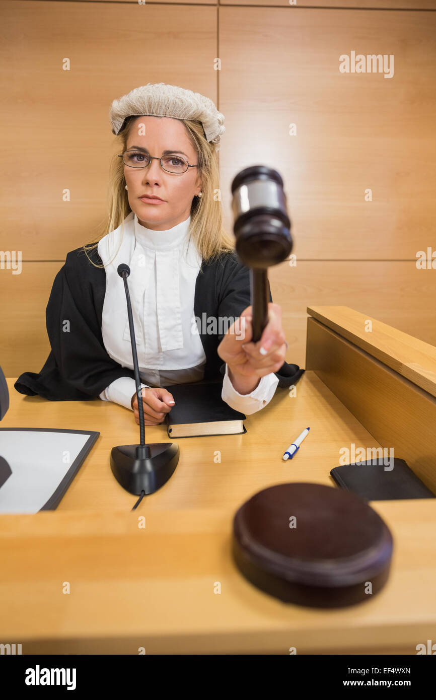 Judge with hammer hi-res stock photography and images - Alamy