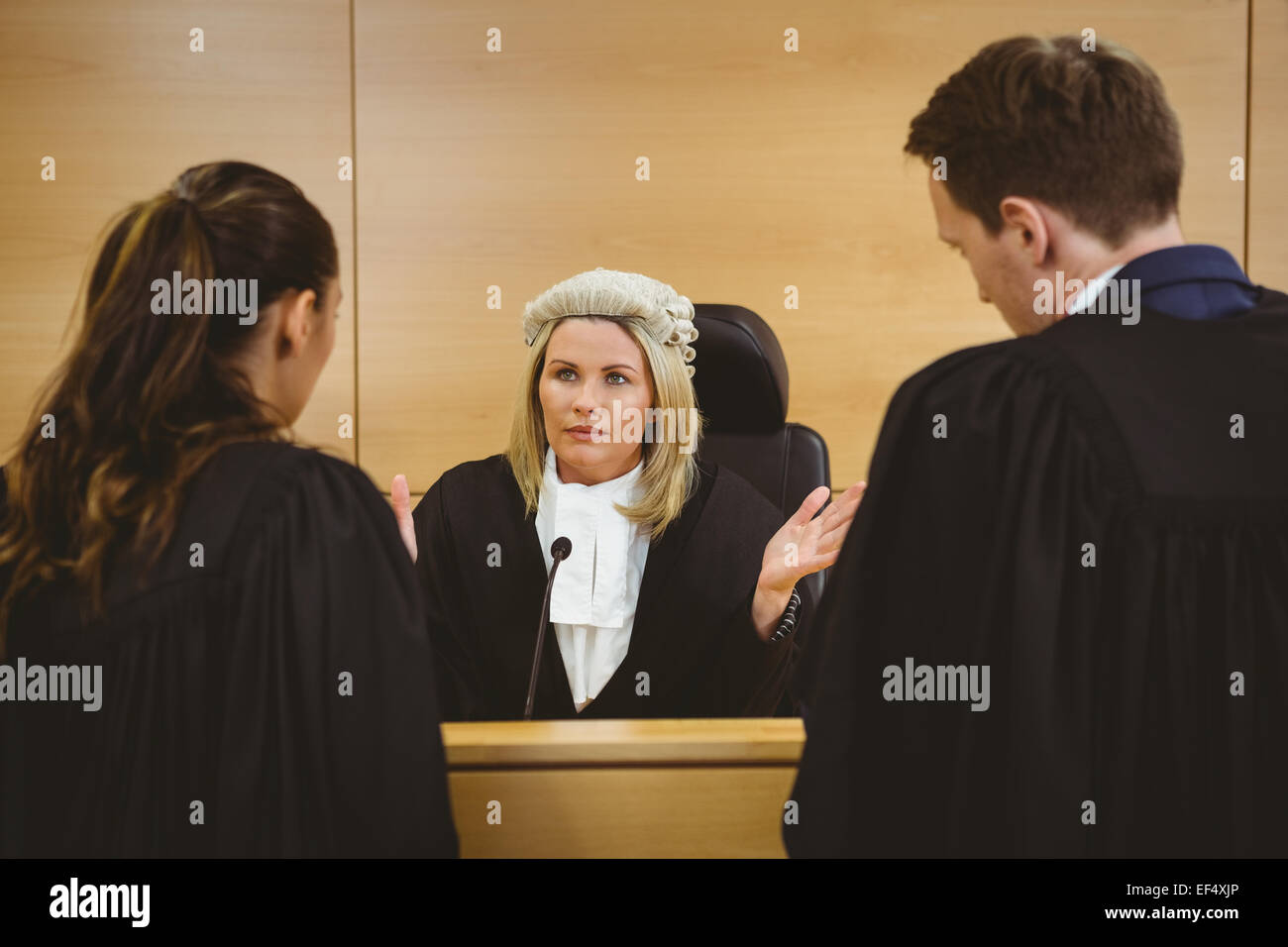 Judge wig hi-res stock photography and images - Alamy