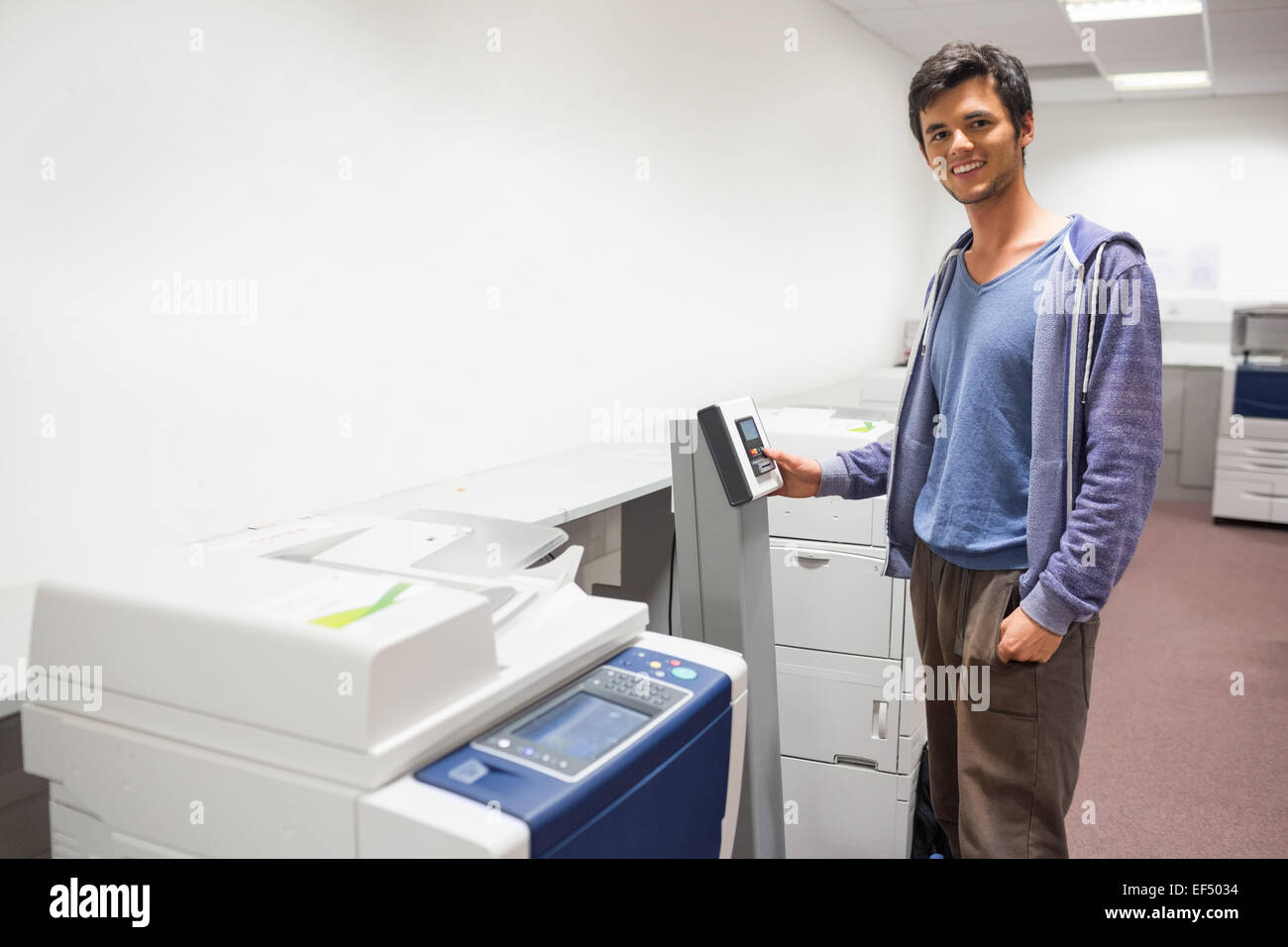 Photocopier hi-res stock photography and images - Alamy