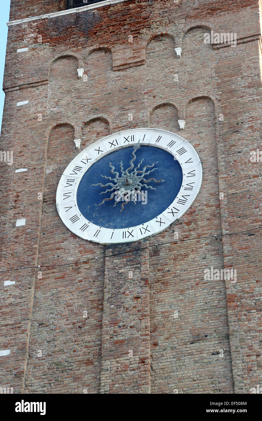 Roman numeral clock tower hi-res stock photography and images - Alamy
