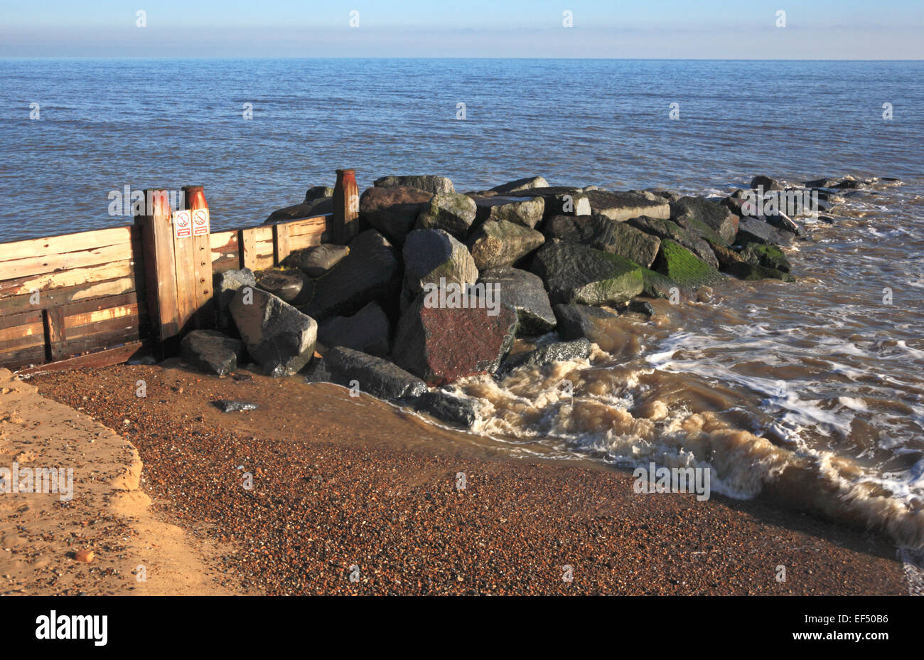 Rock armour for sea defences hi-res stock photography and images - Alamy