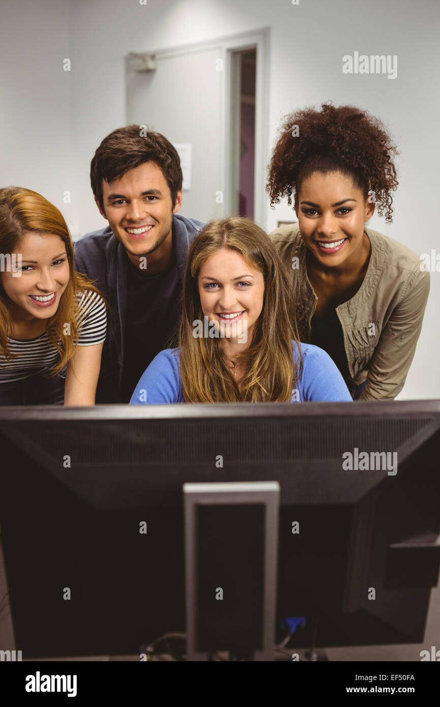 Students using computer hi-res stock photography and images - Alamy