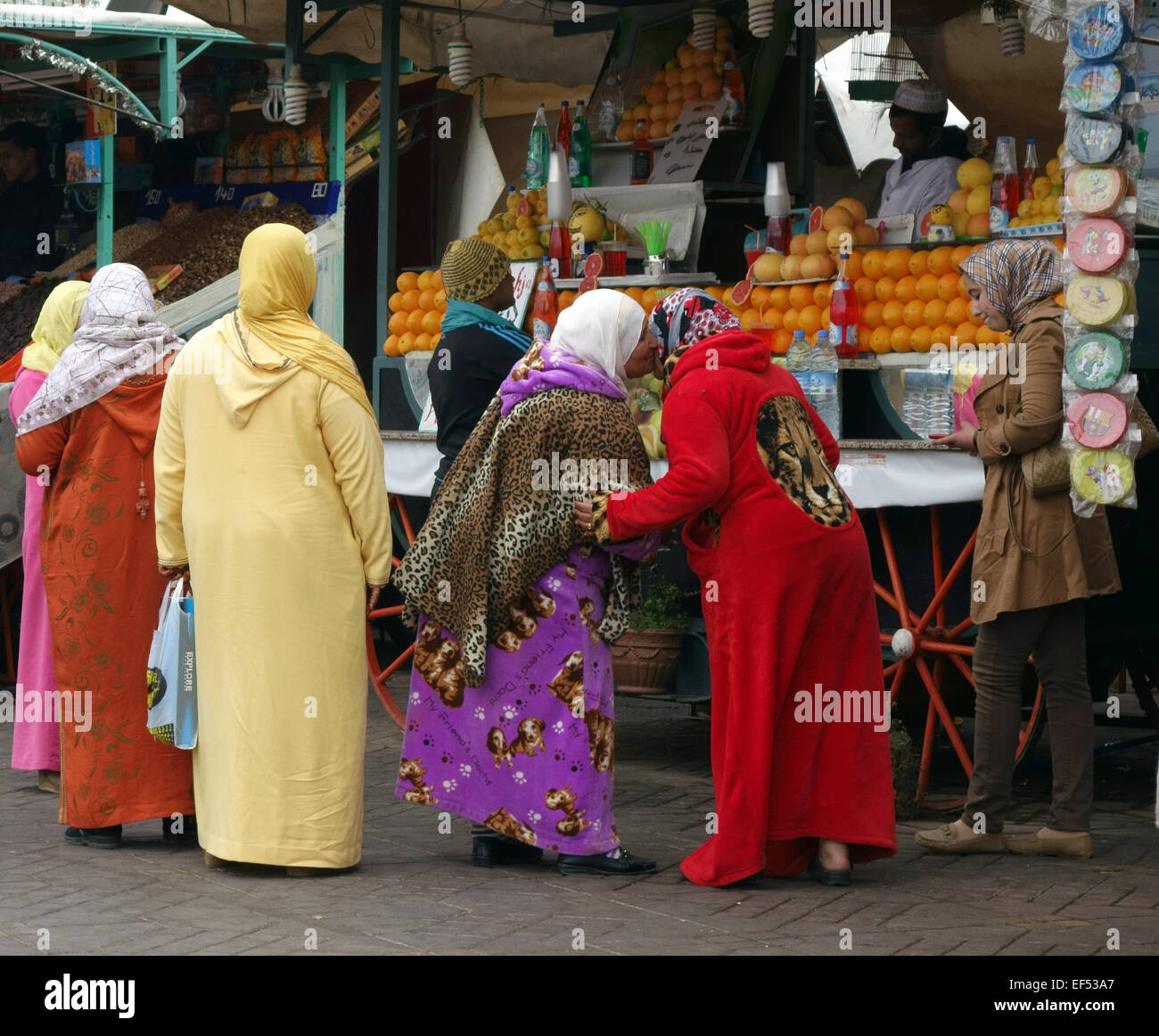 Ladies Clothing Stall Stock Photos & Ladies Clothing Stall Stock Images ...