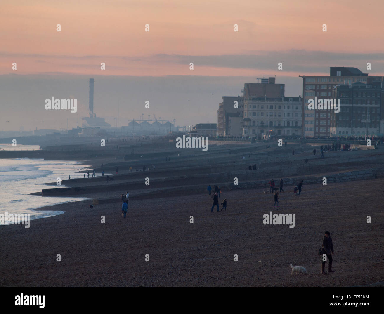 Late winter afternoon on the beach in Brighton Stock Photo - Alamy