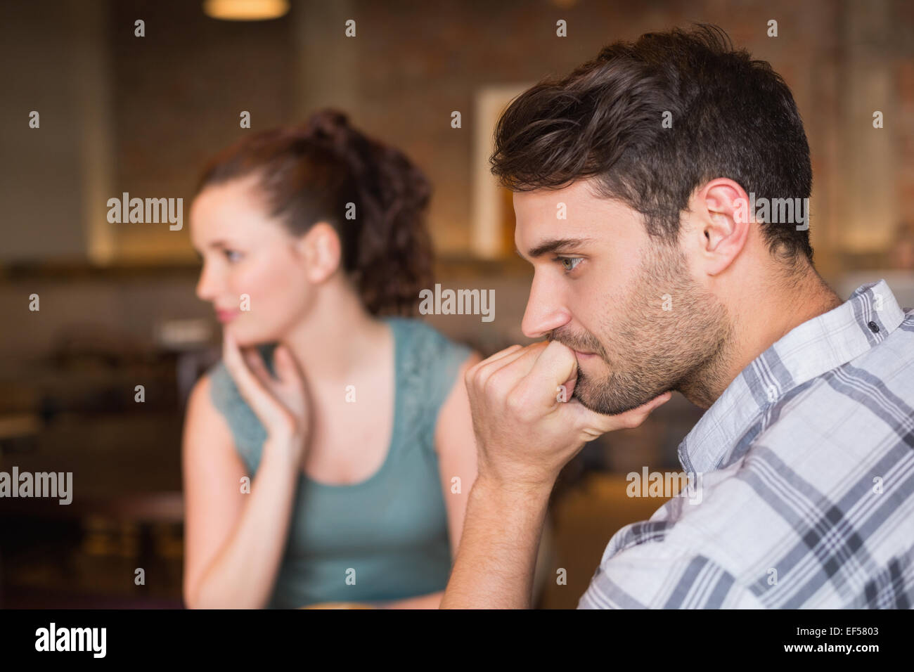 Couple argument restaurant hi-res stock photography and images - Alamy