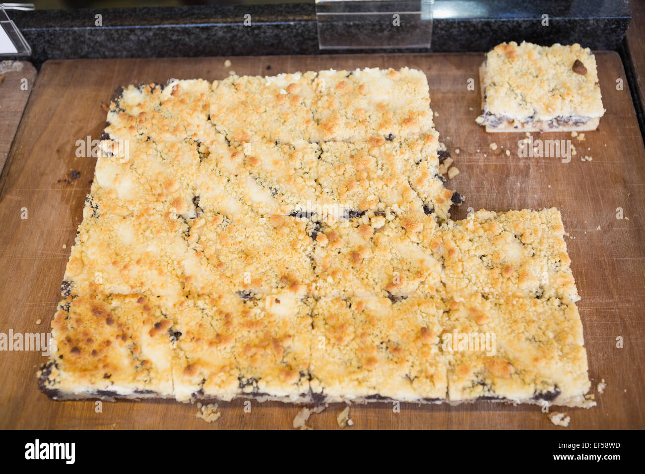 Professional pastry chef piece hi-res stock photography and images - Alamy