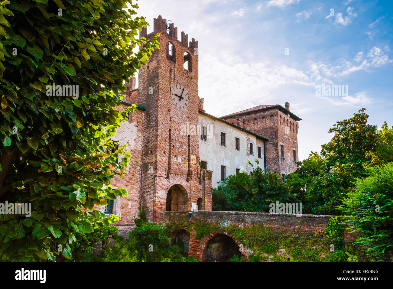 Italy Veneto Sanguinetto The Scaliger Castle Stock Photo - Alamy