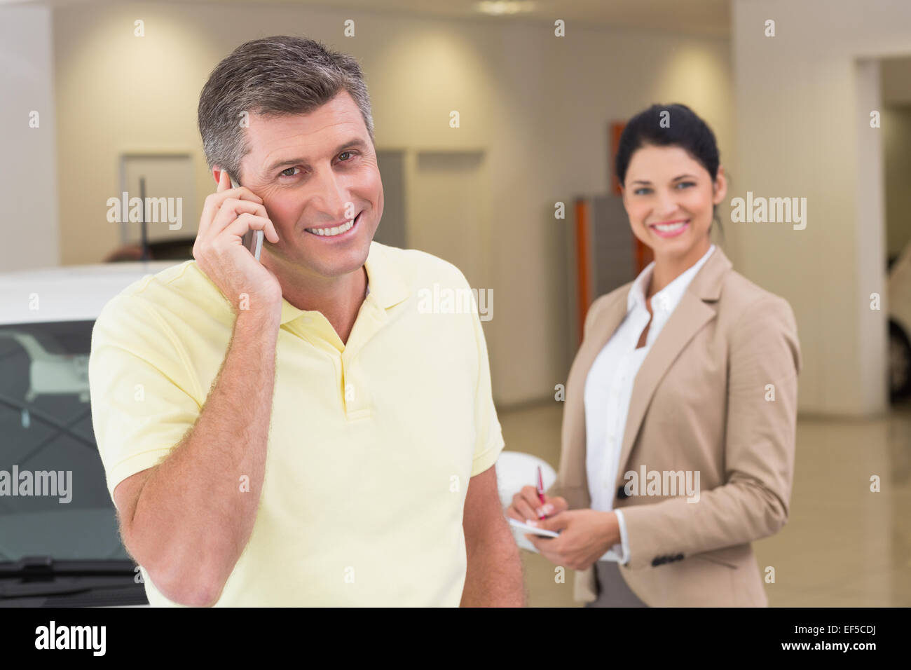 Customer calling hi-res stock photography and images - Alamy
