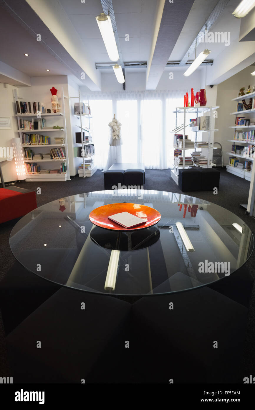 Common room school hi-res stock photography and images - Alamy