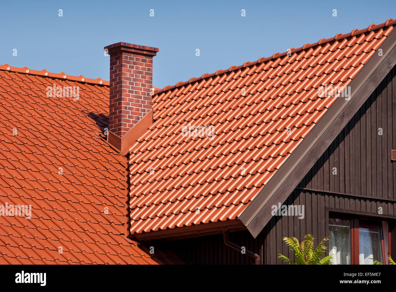 Overlapping Roof Tiles High Resolution Stock Photography and Images - Alamy