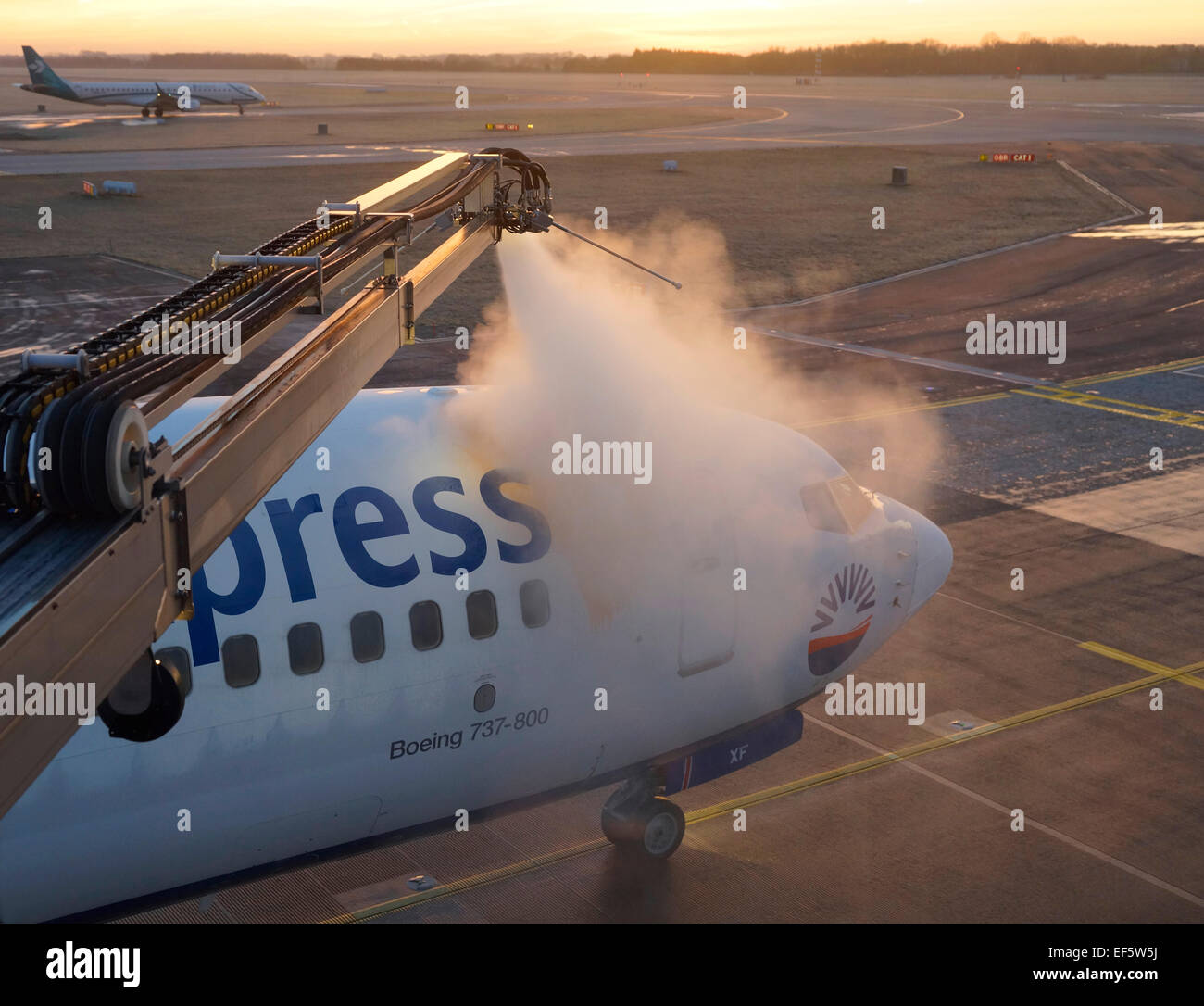 aircraft, a/c, airplane, plane, winter, snow, ice, iced, aircraft de ...