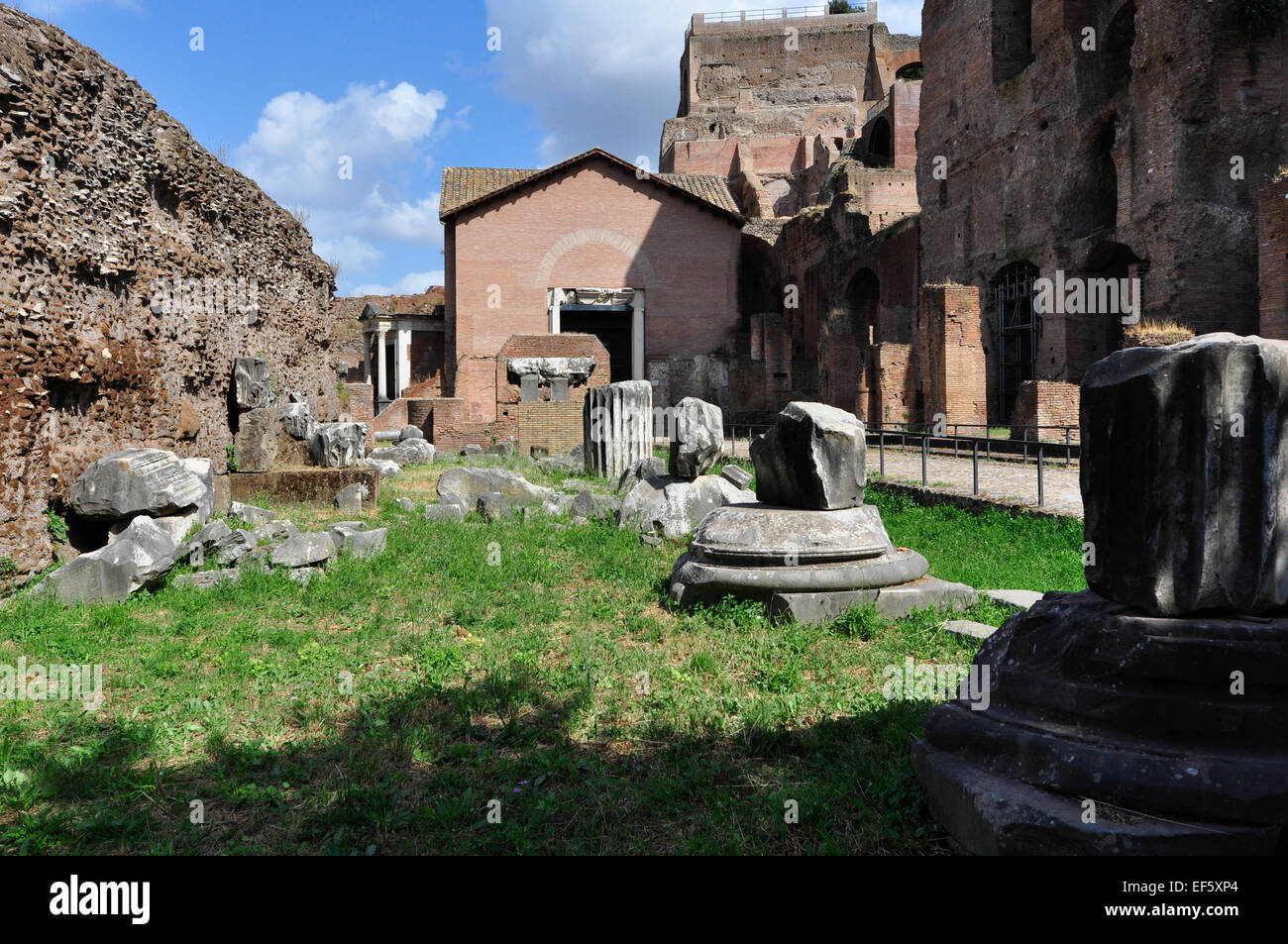 Ancient Rome ruins, Rome Italy Stock Photo - Alamy