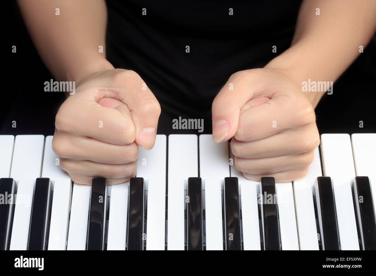 Girls Play Piano Stock Photos & Girls Play Piano Stock Images - Alamy