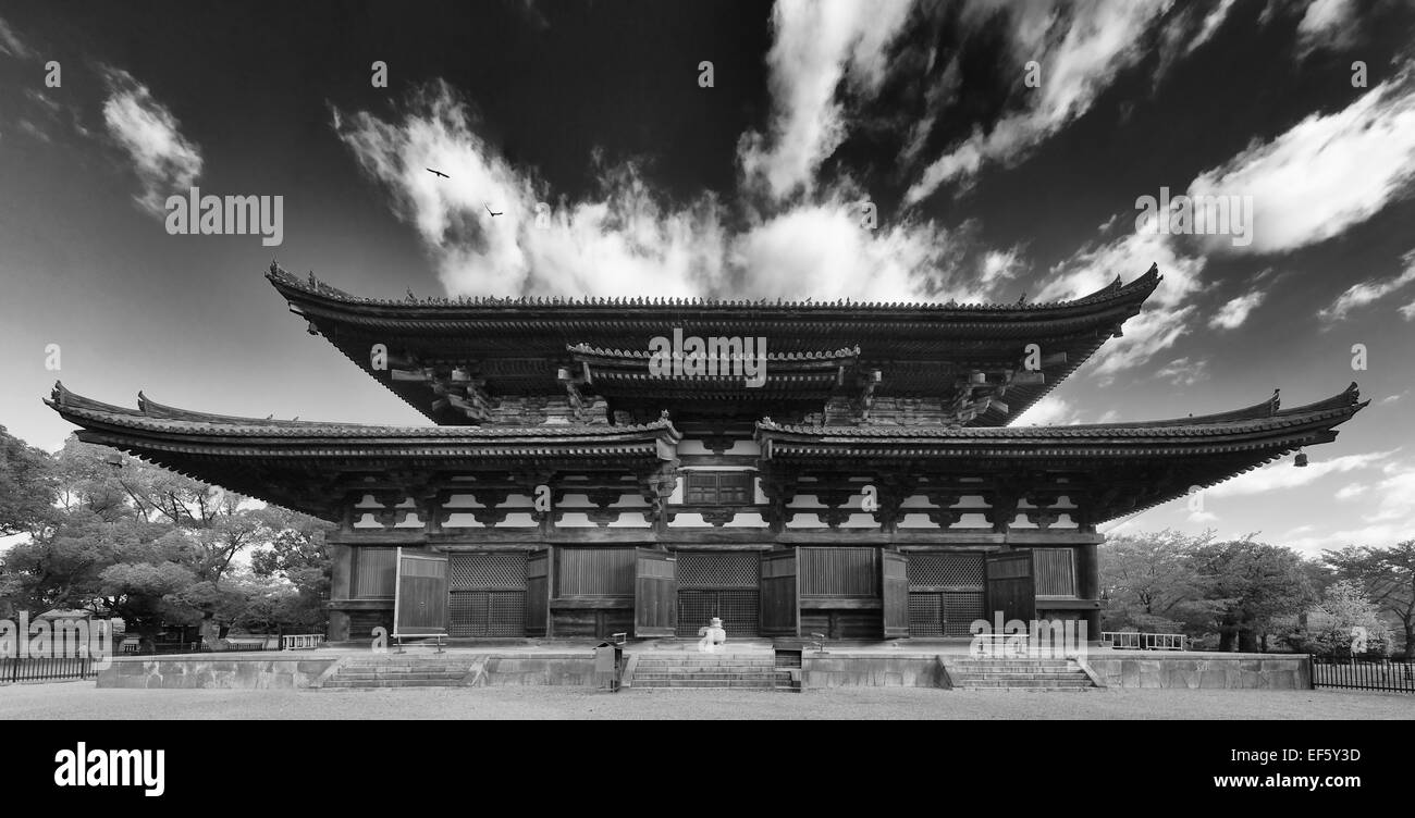 Hall at Toji Buddhist Temple in Kyoto, Japan Stock Photo - Alamy