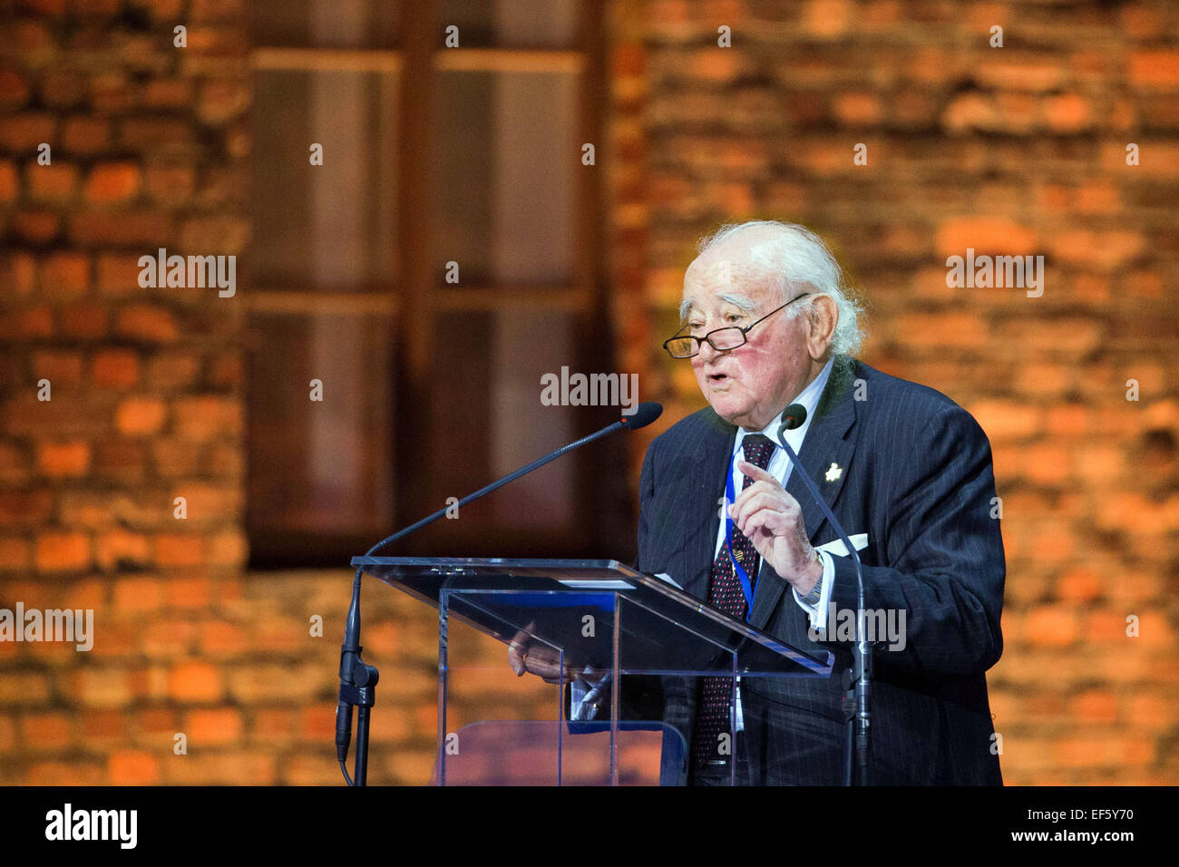 Oswiecim, Poland. 27th Jan, 2015. Survivor Roman Kent from USA speaks ...