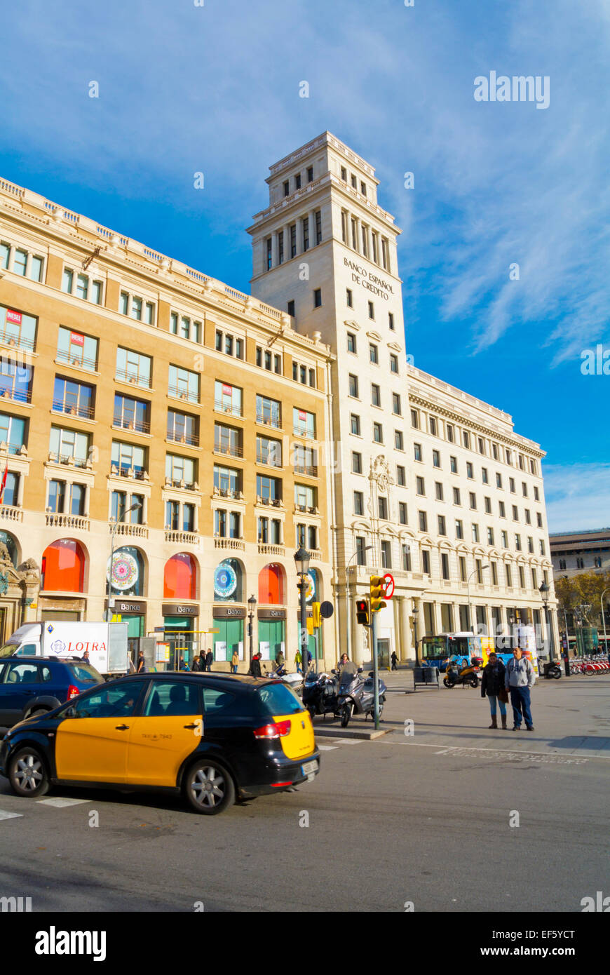 Placa catalunya barcelona hi-res stock photography and images - Alamy