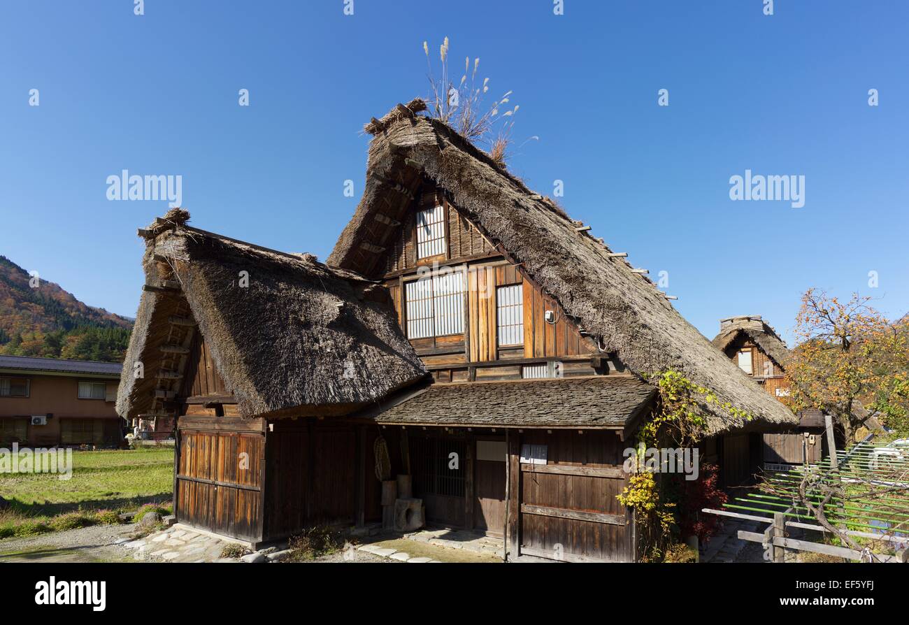 Japan thatched roof house hi-res stock photography and images - Alamy