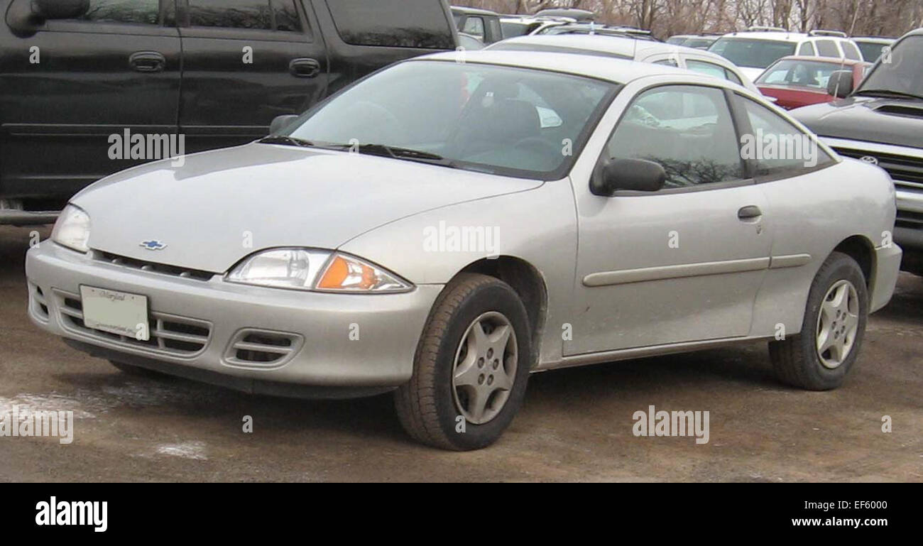00 02 Chevrolet Cavalier Coupe Stock Photo - Alamy