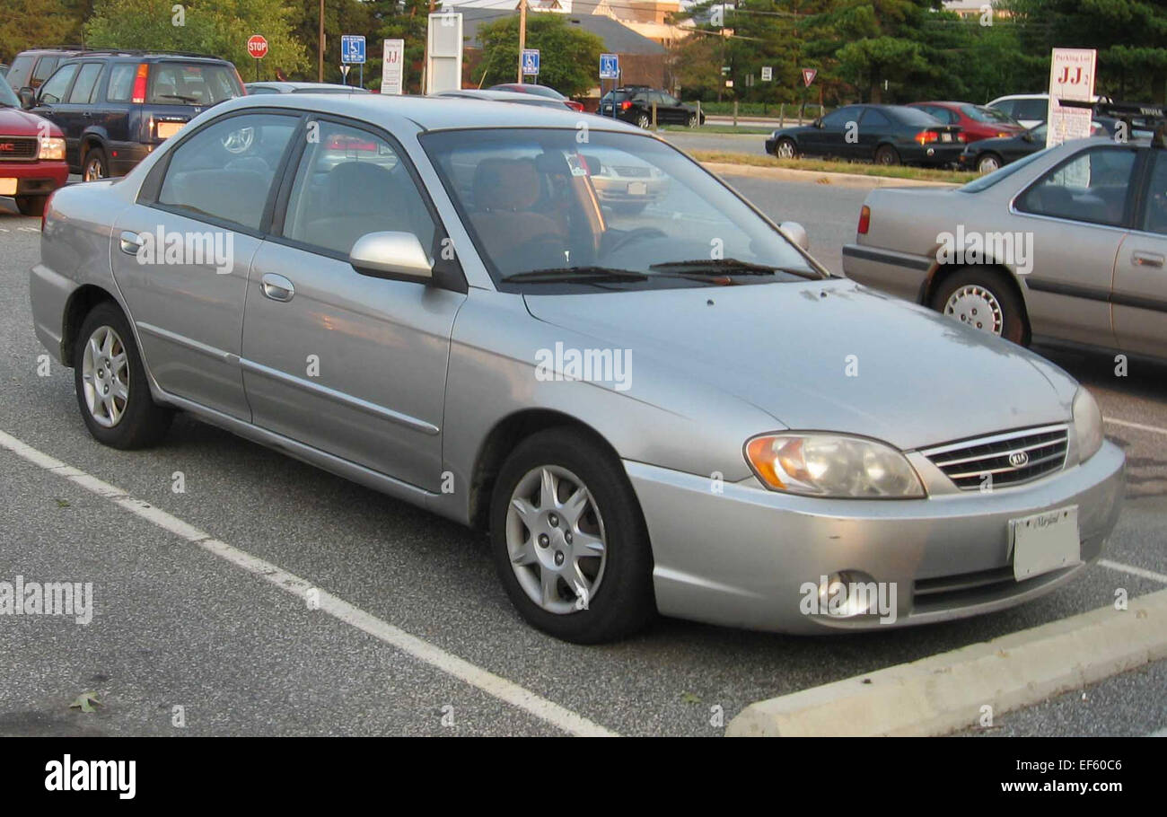 Kia spectra hi-res stock photography and images - Alamy
