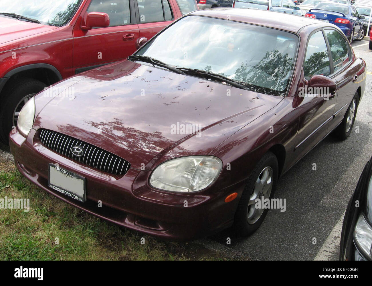 The 2001 Hyundai Sonata is a mid-size sedan known for its affordability ...