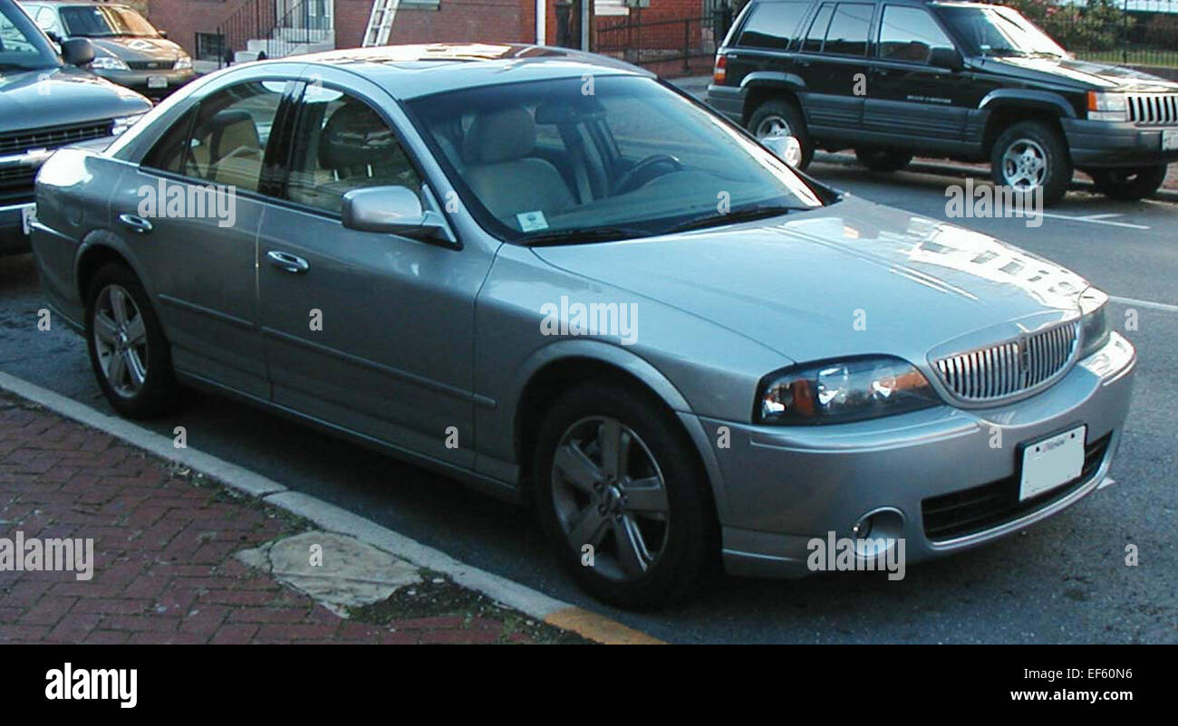 Ls v8 hi-res stock photography and images - Alamy