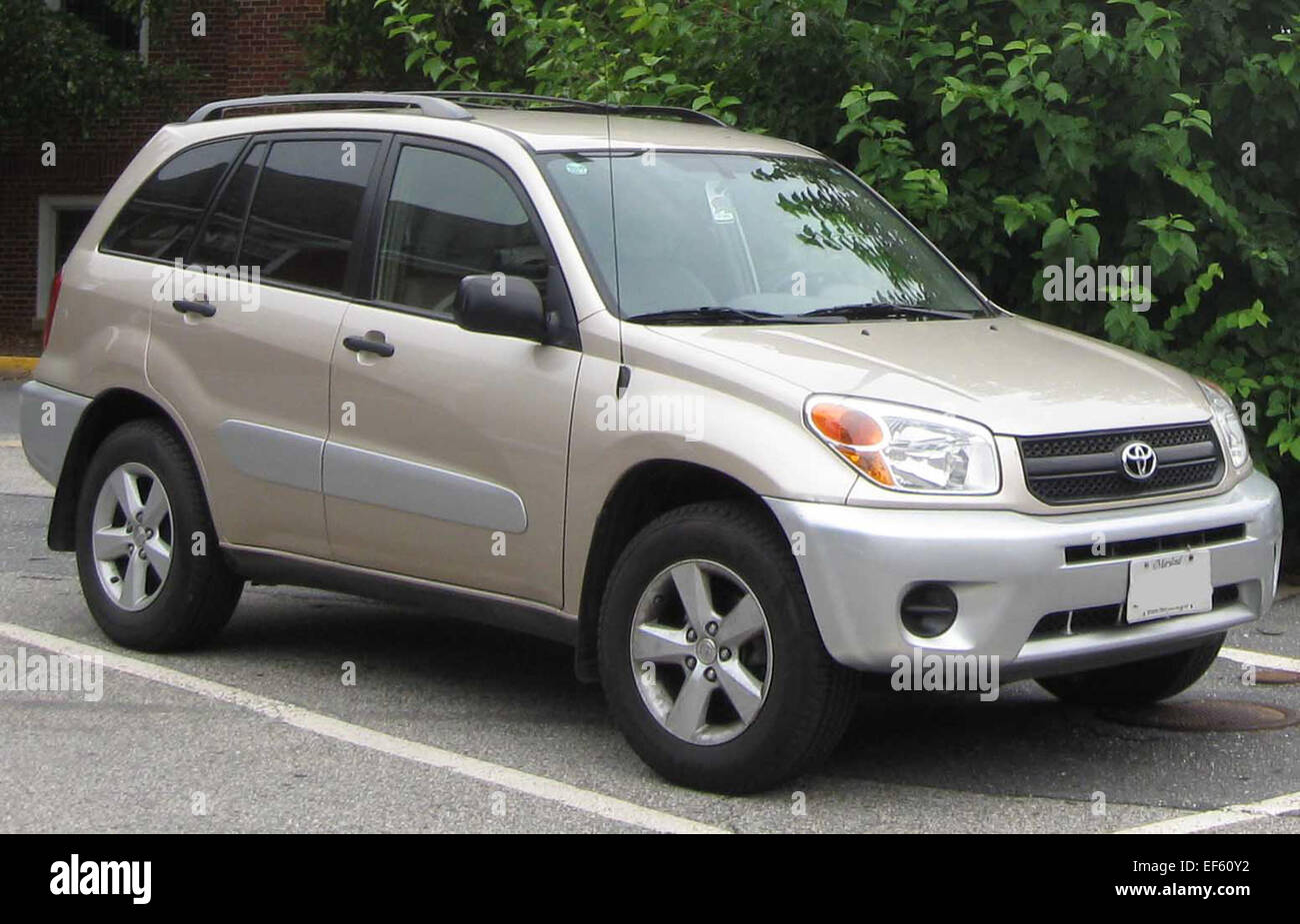 The 2004-2005 Toyota RAV4 is a compact SUV that offers practicality and ...