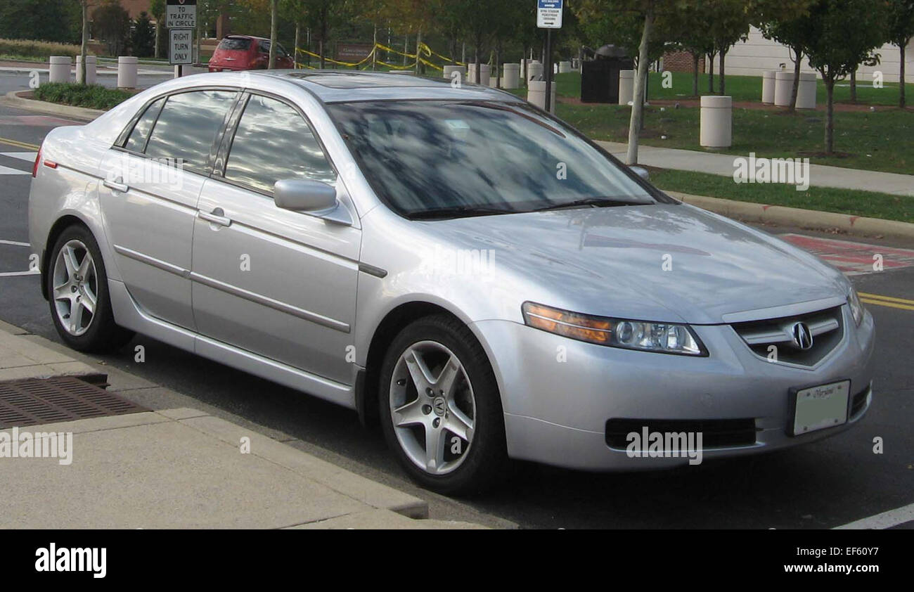 04 06 Acura TL Stock Photo - Alamy