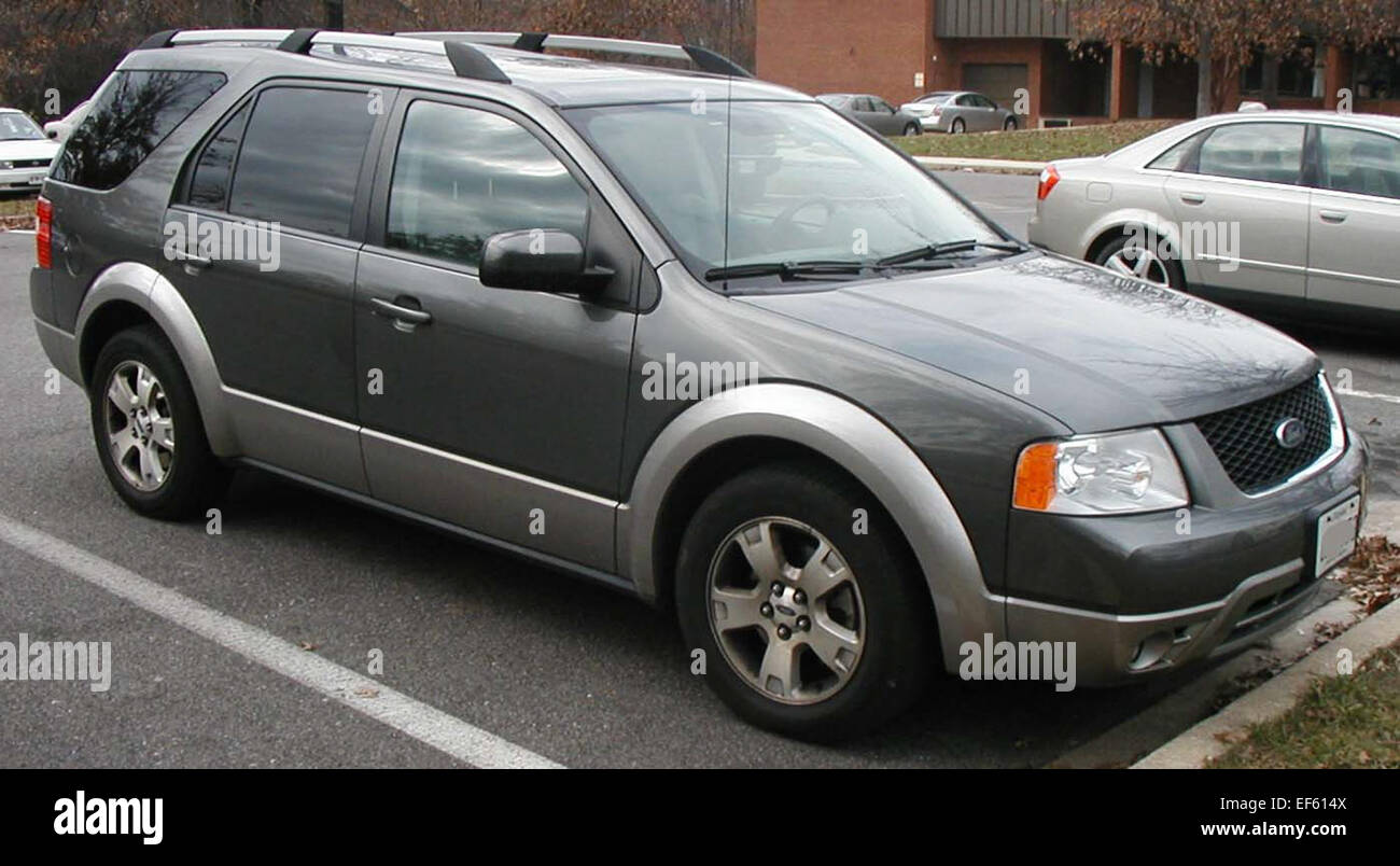 The 2005 Ford Freestyle SEL is a mid-size crossover SUV offering three ...