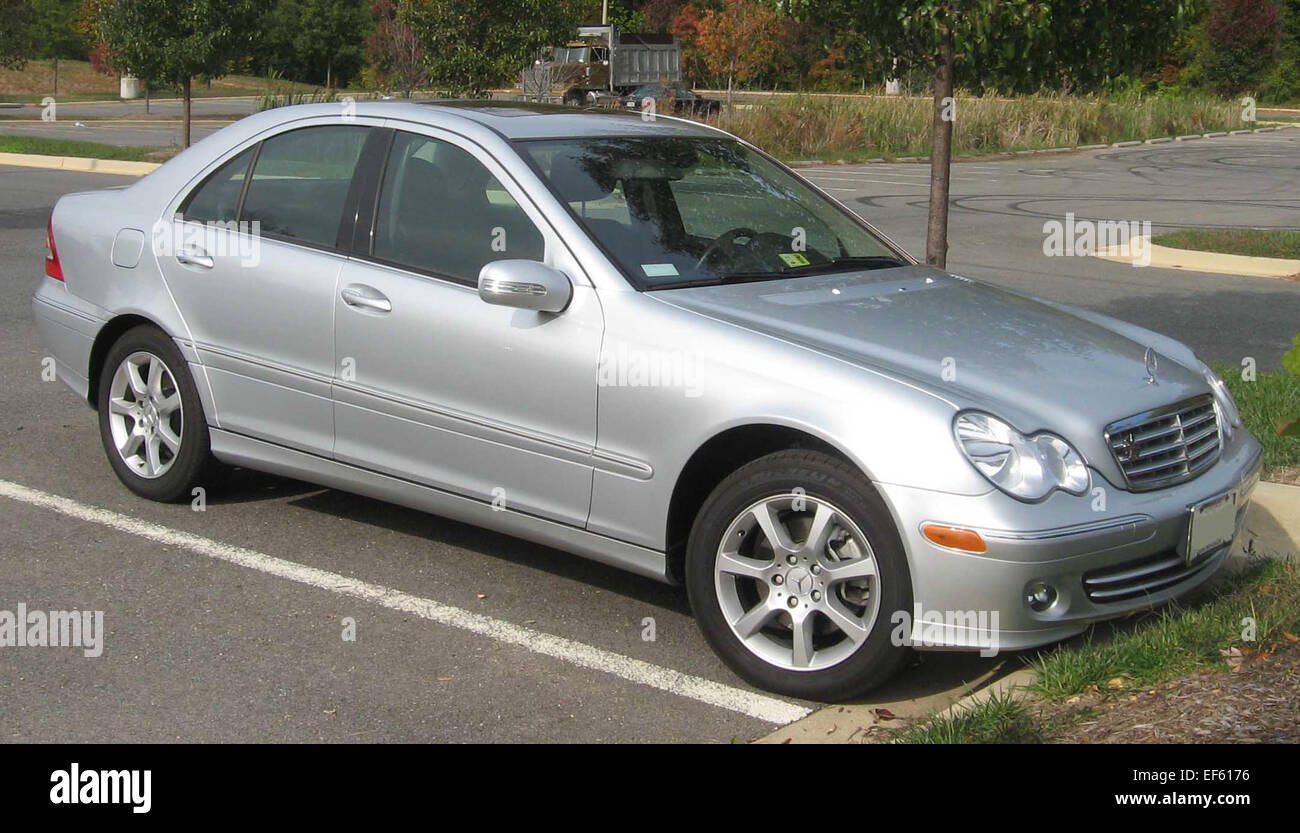 06 07 Mercedes Benz C350 Stock Photo - Alamy