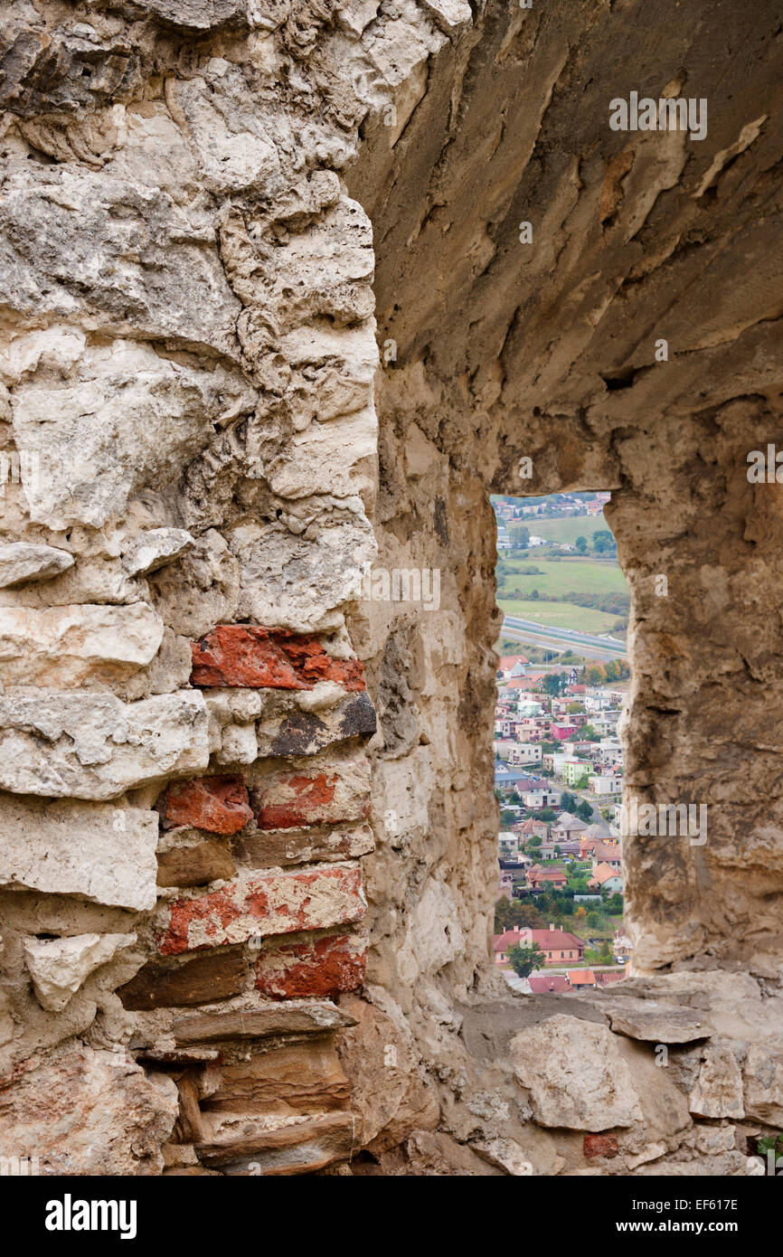 Arrow slit window hi-res stock photography and images - Alamy
