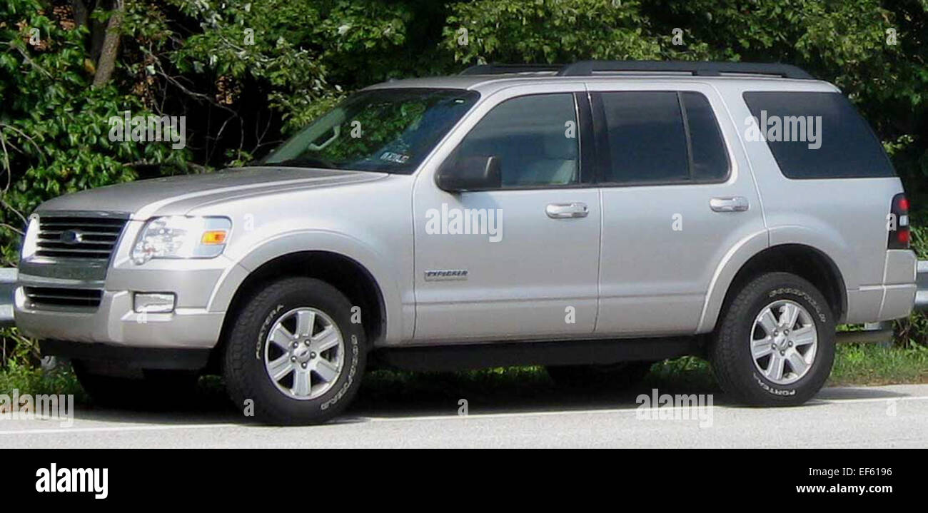 06 08 Ford Explorer Stock Photo - Alamy