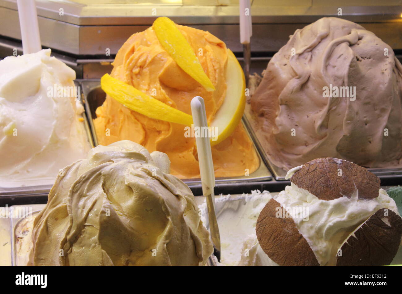 Multiple flavor ice cream hi-res stock photography and images - Alamy