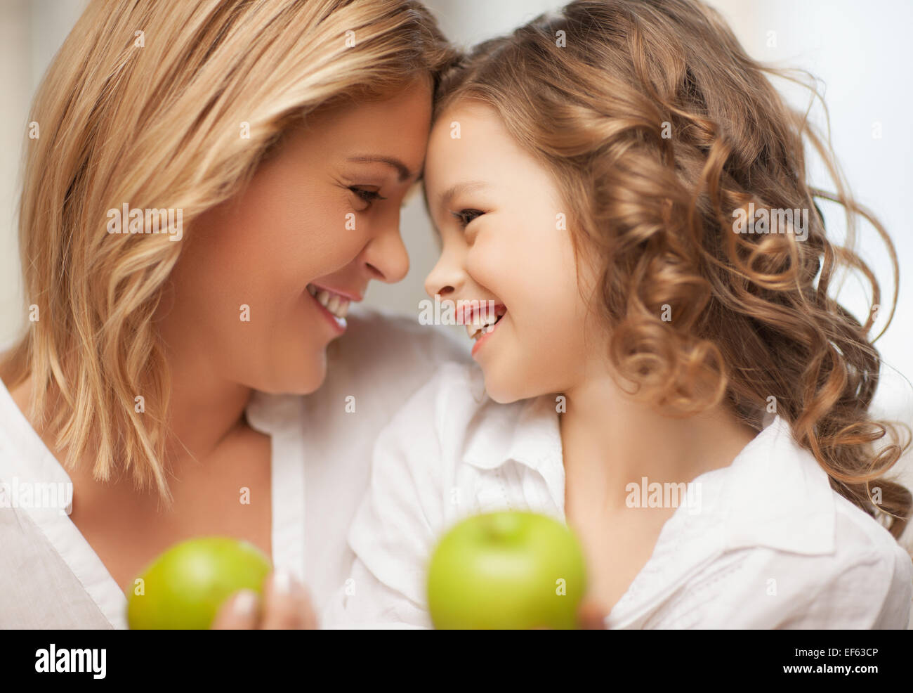 mother and daughter Stock Photo - Alamy