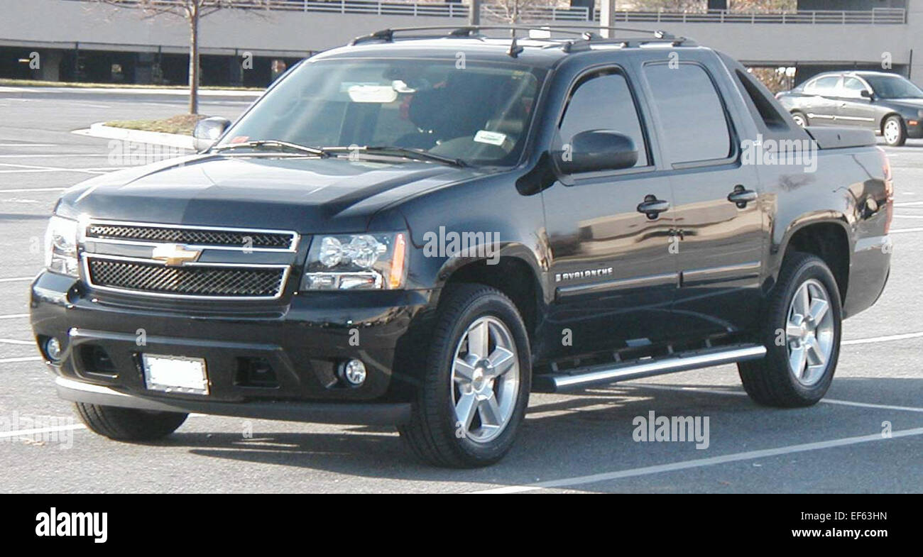 07 Chevrolet Avalanche Stock Photo - Alamy