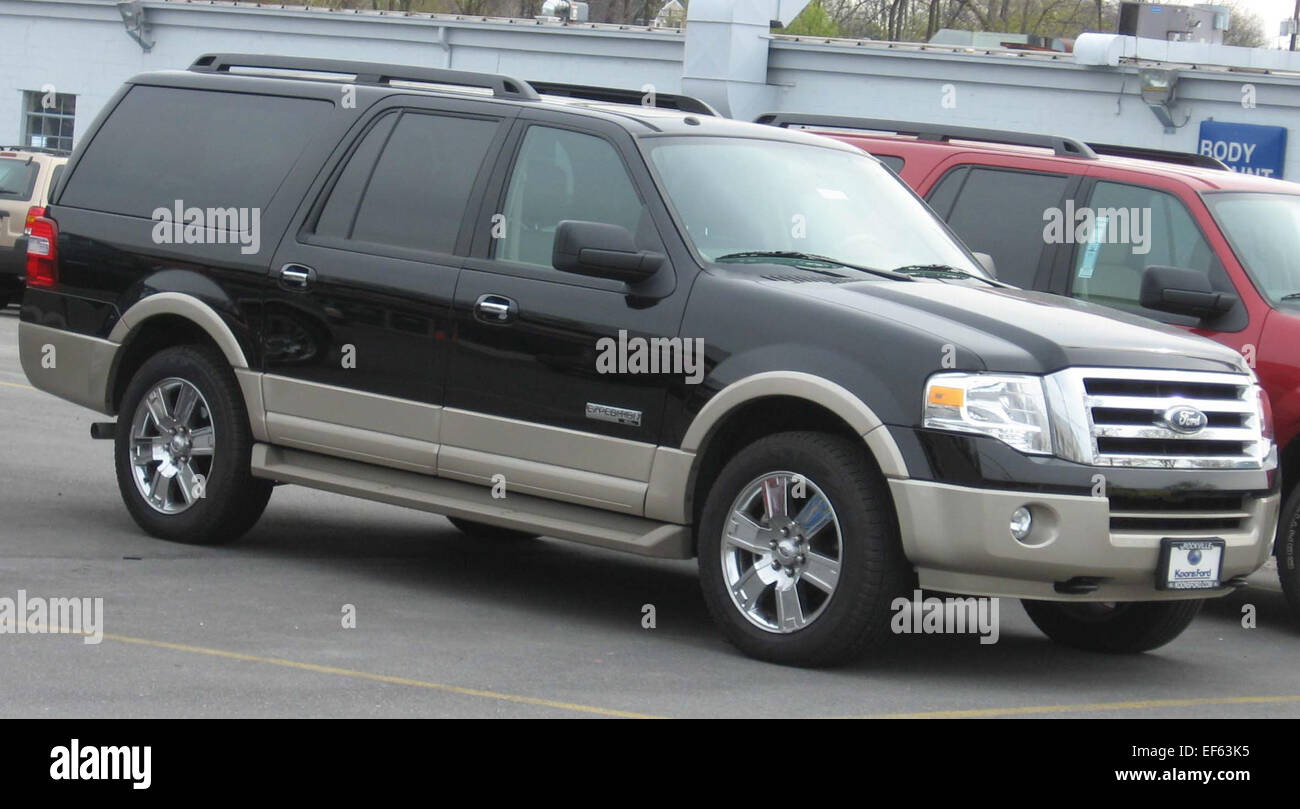 The 2007 Ford Expedition EL is a full-size SUV that offers increased ...
